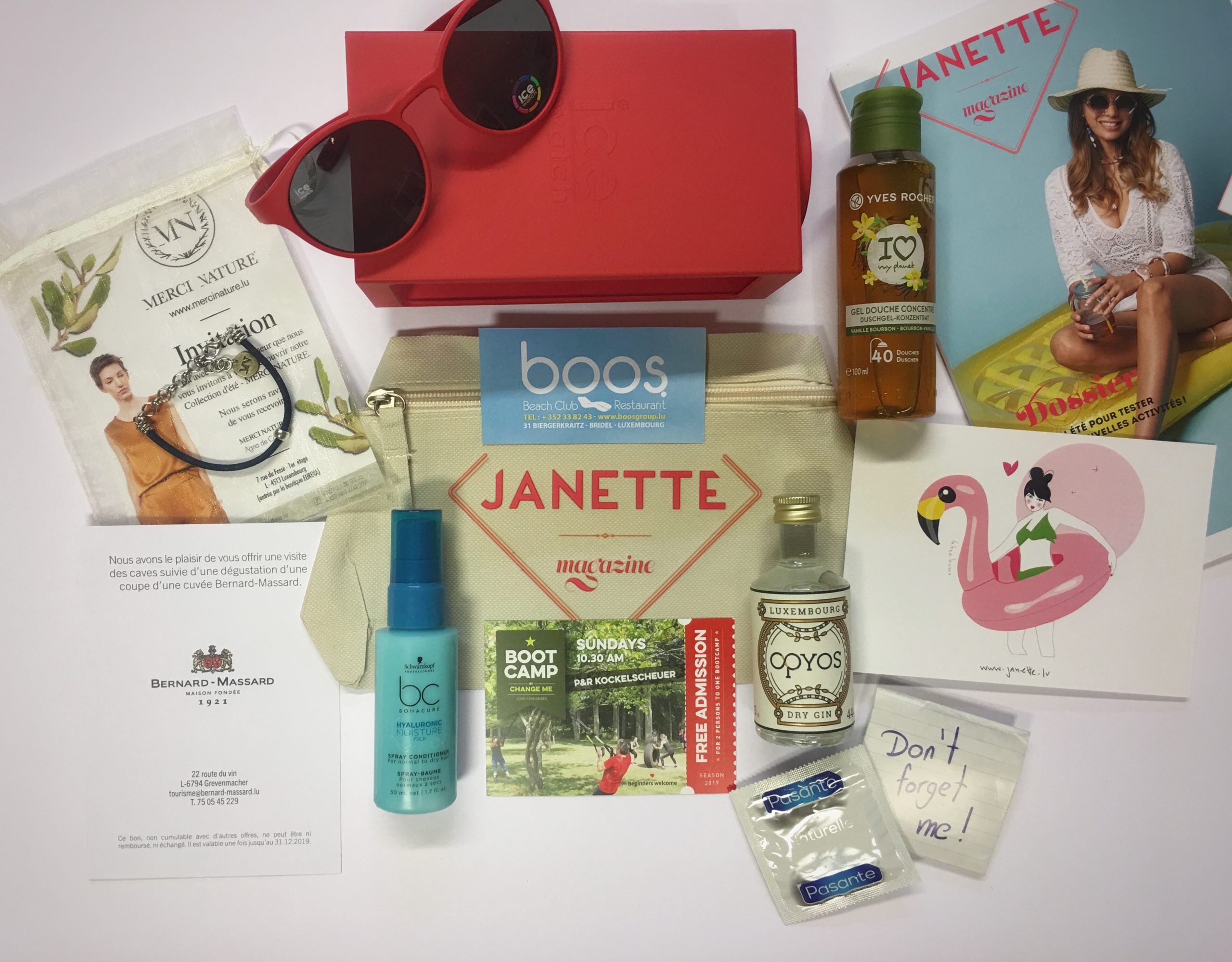 Que contenait la pochette de Janette de juillet ? - Janette Magazine